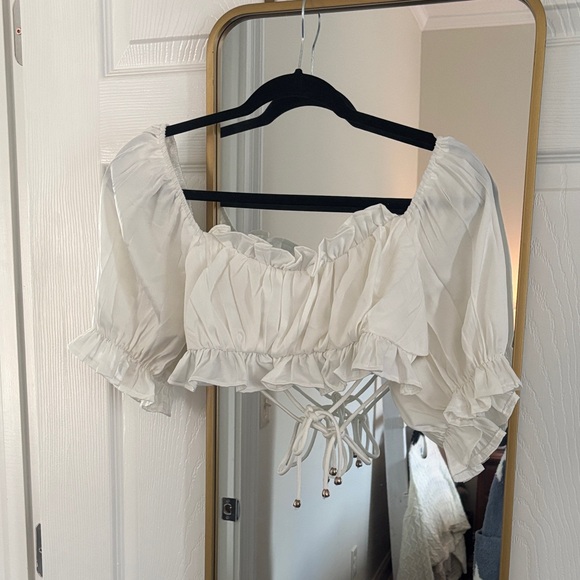 One And Only Collective | Tops | Chic White Ruffled Crop Top | Poshmark